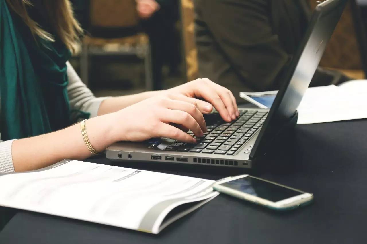 HRM Blog Field day How To Write A Good Book Report